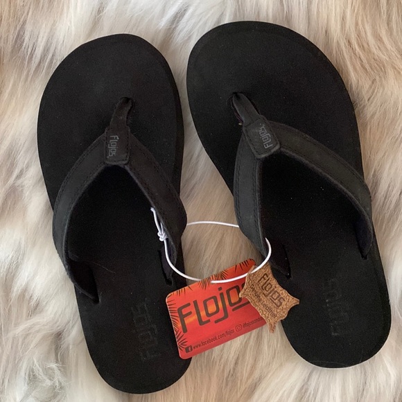 Flojos | Shoes | Nwt Black Flojos Collette 2 Smooth Leather Thong ...